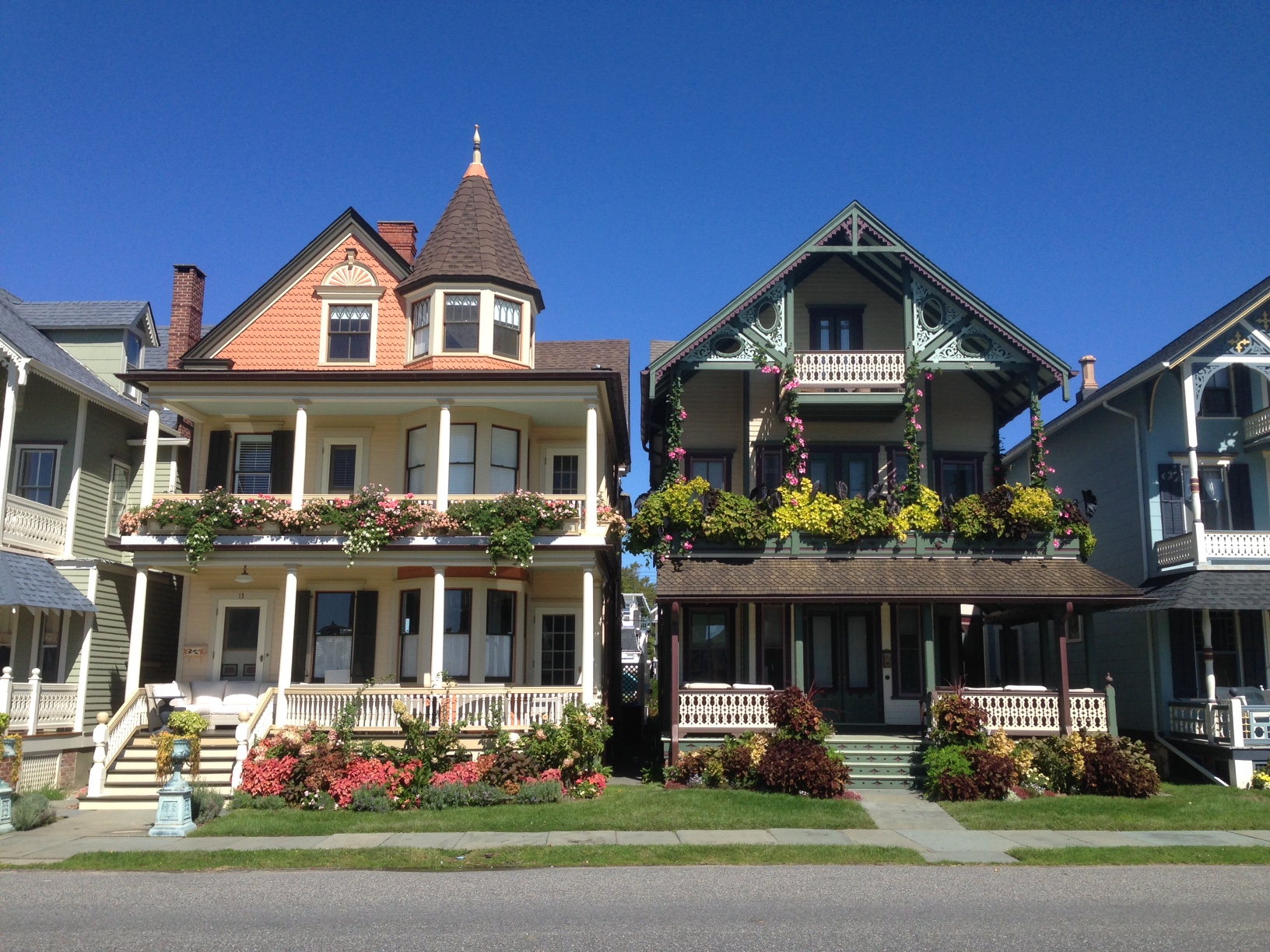 Modern OG history–2014. “The Prettiest Short Street in America ...